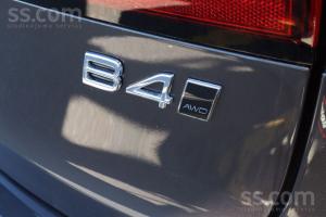 Brūns Volvo V90 2021 Rīga, ar dzinēja tilpumu 2.00 L un nobraukumu 91 tūkst. km par 26990 €, foto 31 vietnē AUTOMOTO.COM.LV