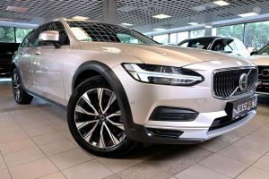 Brūns Volvo V90 2022 Tallina, ar dzinēja tilpumu 0.00 L un nobraukumu 125 tūkst. km par 34990 €, foto 1 vietnē AUTOMOTO.COM.LV