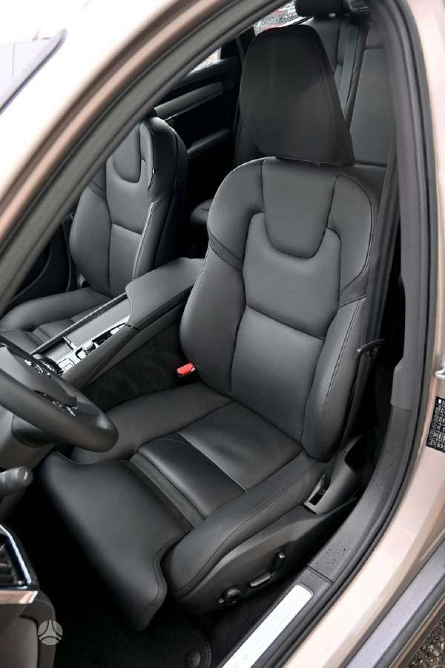 Brūns Volvo V90 2022 Tallina, ar dzinēja tilpumu 0.00 L un nobraukumu 125 tūkst. km par 34990 €, foto 9 vietnē AUTOMOTO.COM.LV