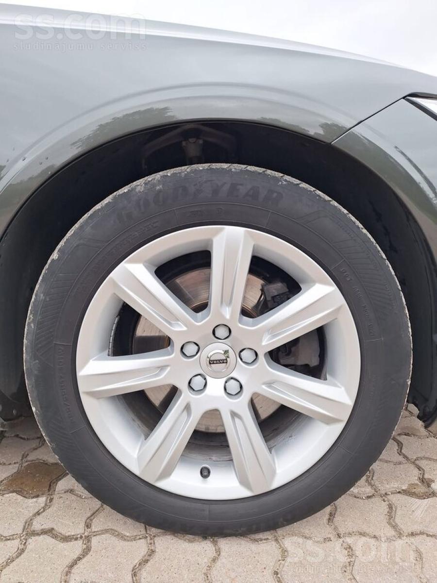 Zaļš Volvo V90 2017 Ventspils, ar dzinēja tilpumu 2.00 L un nobraukumu 409 tūkst. km par 11600 €, foto 10 vietnē AUTOMOTO.COM.LV