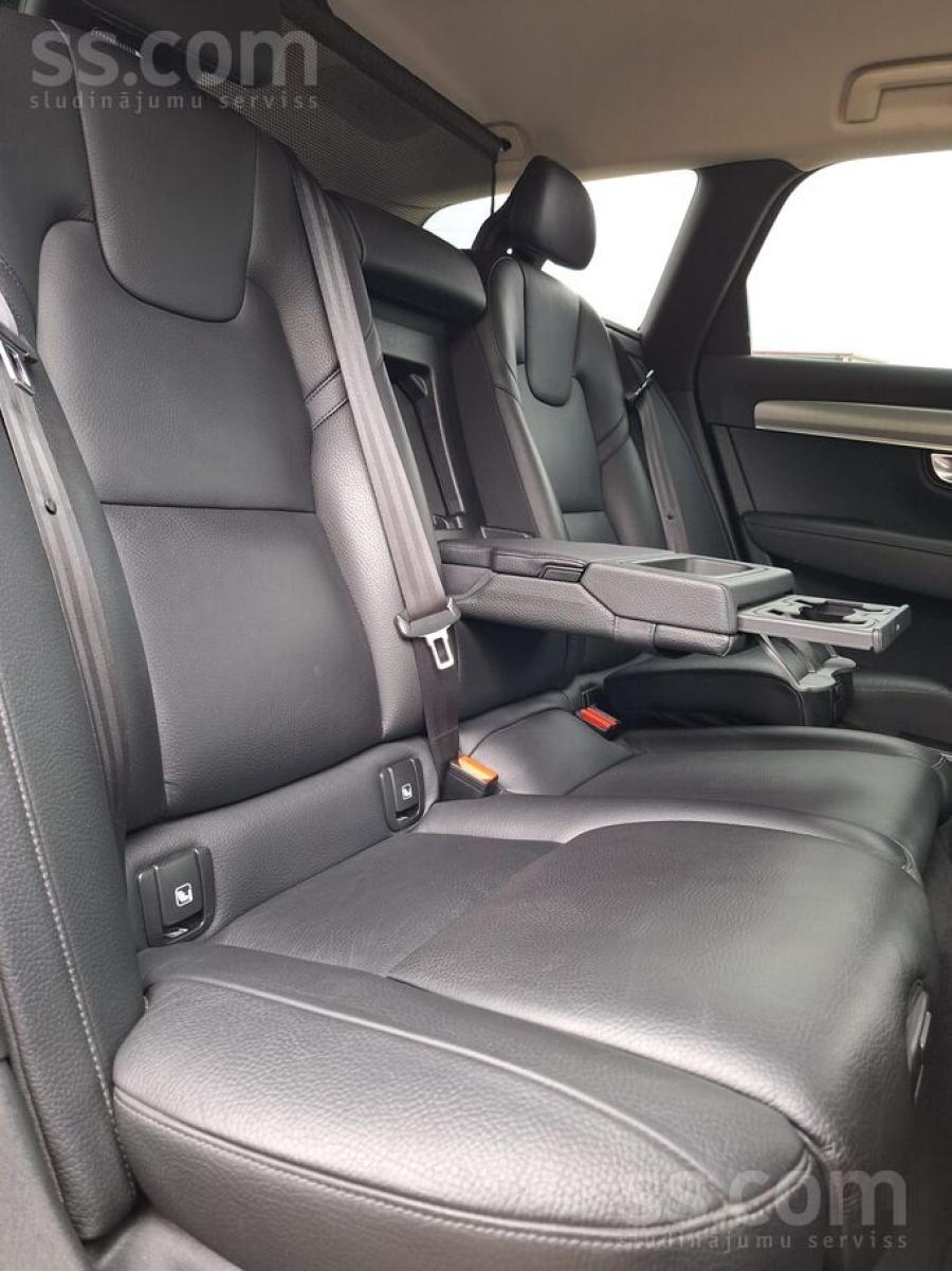 Zaļš Volvo V90 2017 Ventspils, ar dzinēja tilpumu 2.00 L un nobraukumu 409 tūkst. km par 11600 €, foto 14 vietnē AUTOMOTO.COM.LV