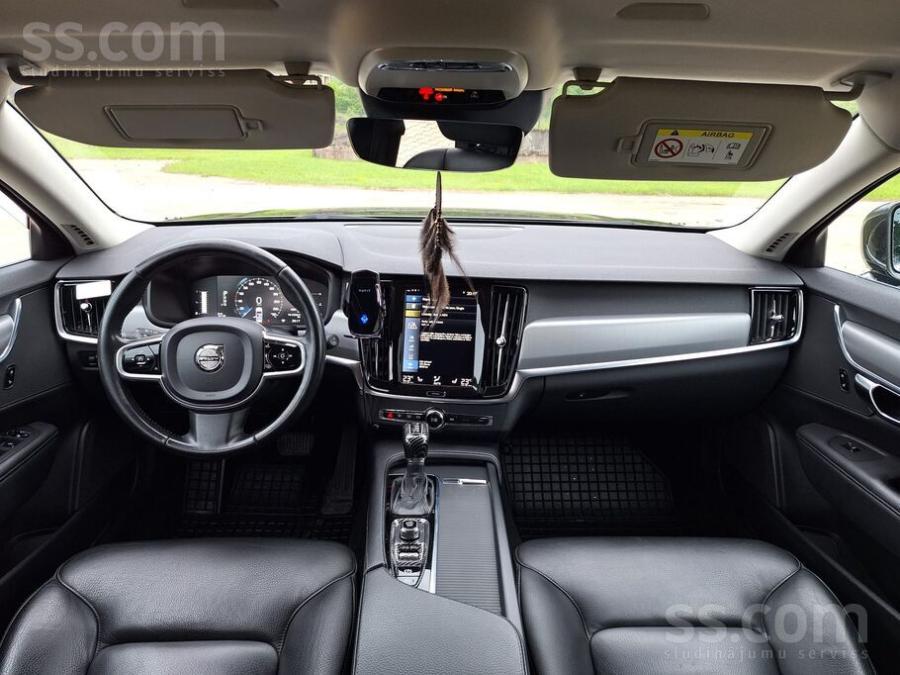 Zaļš Volvo V90 2017 Ventspils, ar dzinēja tilpumu 2.00 L un nobraukumu 409 tūkst. km par 11600 €, foto 16 vietnē AUTOMOTO.COM.LV