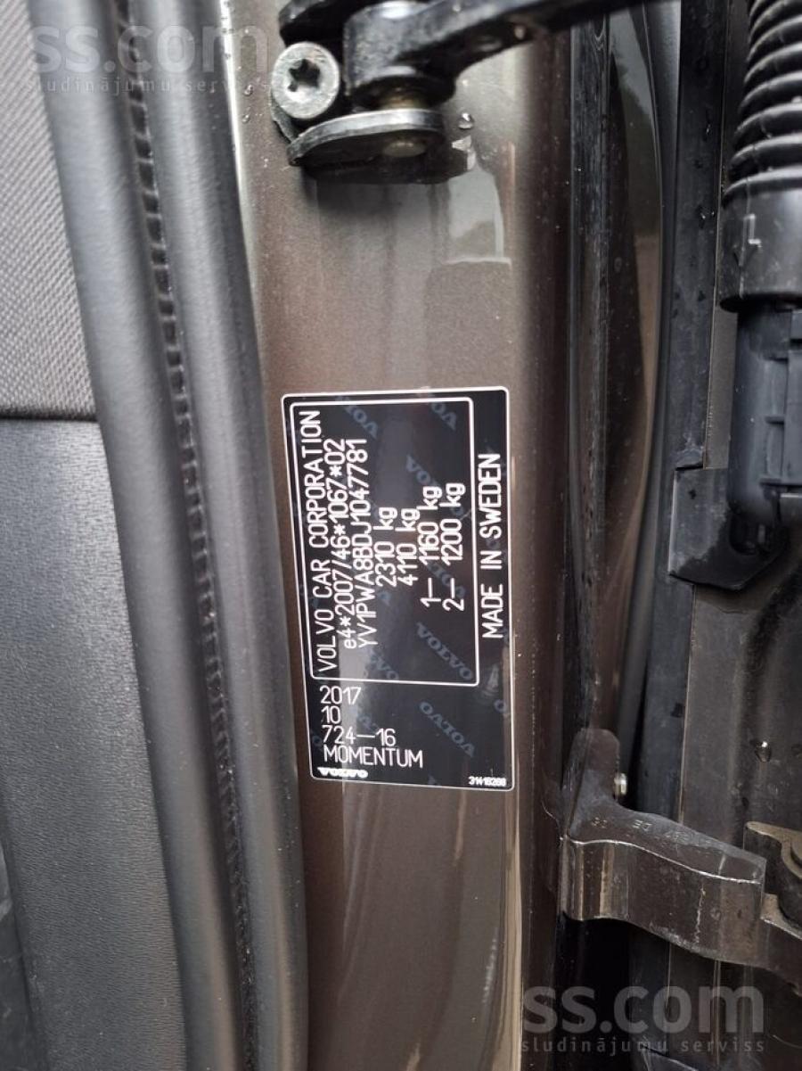 Zaļš Volvo V90 2017 Ventspils, ar dzinēja tilpumu 2.00 L un nobraukumu 409 tūkst. km par 11600 €, foto 26 vietnē AUTOMOTO.COM.LV