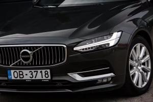 Zaļš Volvo V90 2018 Jelgava, ar dzinēja tilpumu 2.00 L un nobraukumu 231 tūkst. km par 15900 €, foto 4 vietnē AUTOMOTO.COM.LV