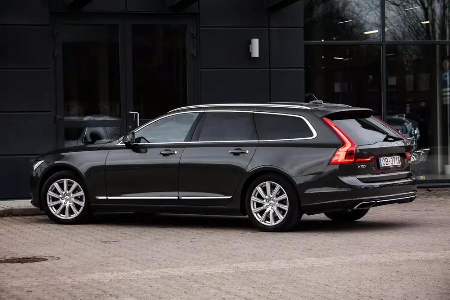 Zaļš Volvo V90 2018 Jelgava, ar dzinēja tilpumu 2.00 L un nobraukumu 231 tūkst. km par 15900 €, foto 11 vietnē AUTOMOTO.COM.LV