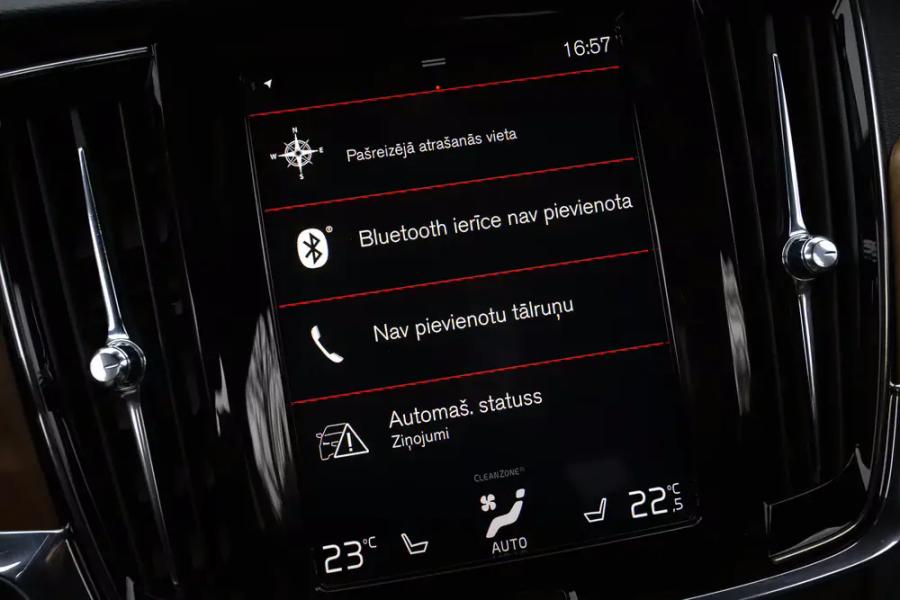 Zaļš Volvo V90 2018 Jelgava, ar dzinēja tilpumu 2.00 L un nobraukumu 231 tūkst. km par 15900 €, foto 20 vietnē AUTOMOTO.COM.LV