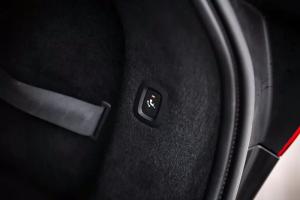 Zaļš Volvo V90 2018 Jelgava, ar dzinēja tilpumu 2.00 L un nobraukumu 231 tūkst. km par 15900 €, foto 24 vietnē AUTOMOTO.COM.LV