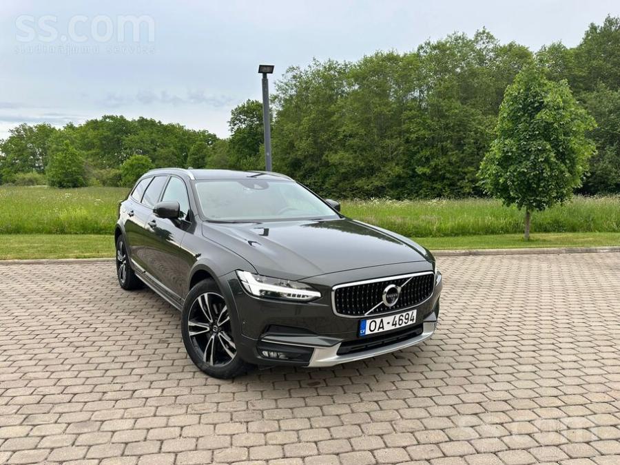 Zaļš Volvo V90 2019 Talsi, ar dzinēja tilpumu 2.00 L un nobraukumu 187 tūkst. km par 24100 €, foto 3 vietnē AUTOMOTO.COM.LV