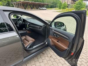 Zaļš Volvo V90 2019 Talsi, ar dzinēja tilpumu 2.00 L un nobraukumu 187 tūkst. km par 24100 €, foto 5 vietnē AUTOMOTO.COM.LV