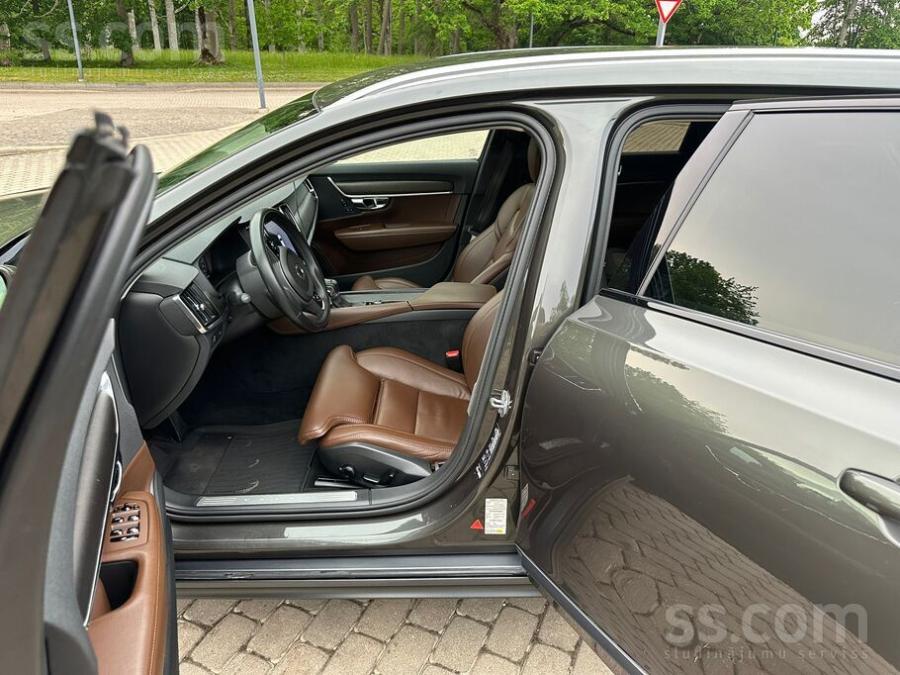 Zaļš Volvo V90 2019 Talsi, ar dzinēja tilpumu 2.00 L un nobraukumu 187 tūkst. km par 24100 €, foto 8 vietnē AUTOMOTO.COM.LV