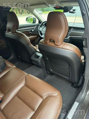 Zaļš Volvo V90 2019 Talsi, ar dzinēja tilpumu 2.00 L un nobraukumu 187 tūkst. km par 24100 €, foto 9 vietnē AUTOMOTO.COM.LV