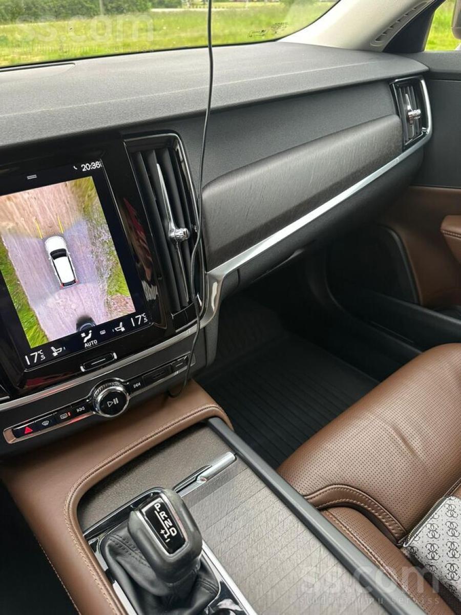 Zaļš Volvo V90 2019 Talsi, ar dzinēja tilpumu 2.00 L un nobraukumu 187 tūkst. km par 24100 €, foto 10 vietnē AUTOMOTO.COM.LV