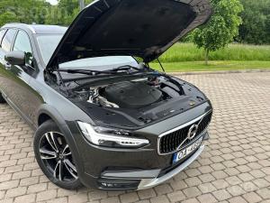 Zaļš Volvo V90 2019 Talsi, ar dzinēja tilpumu 2.00 L un nobraukumu 187 tūkst. km par 24100 €, foto 11 vietnē AUTOMOTO.COM.LV