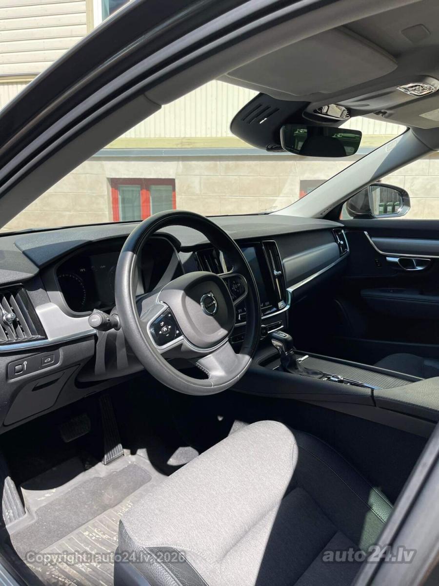 Zaļš Volvo V90 2019 Tallina, ar dzinēja tilpumu 2.00 L un nobraukumu 96 tūkst. km par 22000 €, foto 7 vietnē AUTOMOTO.COM.LV