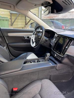 Zaļš Volvo V90 2019 Tallina, ar dzinēja tilpumu 2.00 L un nobraukumu 96 tūkst. km par 22000 €, foto 9 vietnē AUTOMOTO.COM.LV