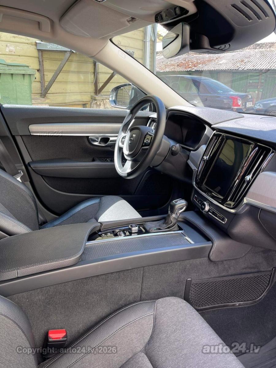Zaļš Volvo V90 2019 Tallina, ar dzinēja tilpumu 2.00 L un nobraukumu 96 tūkst. km par 22000 €, foto 9 vietnē AUTOMOTO.COM.LV