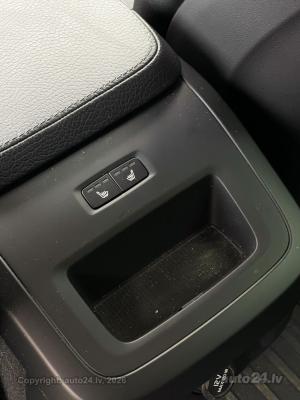 Zaļš Volvo V90 2019 Tallina, ar dzinēja tilpumu 2.00 L un nobraukumu 96 tūkst. km par 22000 €, foto 12 vietnē AUTOMOTO.COM.LV
