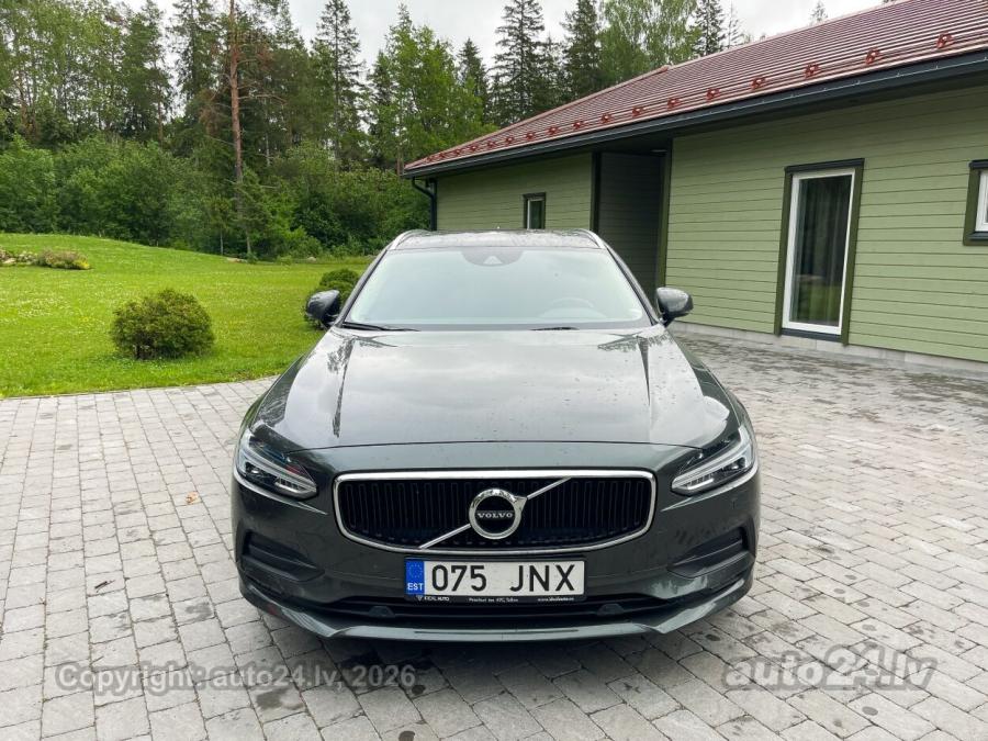 Zaļš Volvo V90 2019 Tallina, ar dzinēja tilpumu 2.00 L un nobraukumu 96 tūkst. km par 22000 €, foto 13 vietnē AUTOMOTO.COM.LV