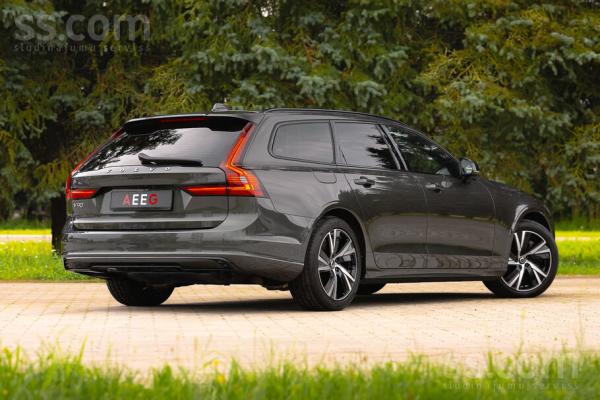 Zaļš Volvo V90 2020 Jelgava, ar dzinēja tilpumu 2.00 L un nobraukumu 172 tūkst. km par 24000 €, foto 5 vietnē AUTOMOTO.COM.LV