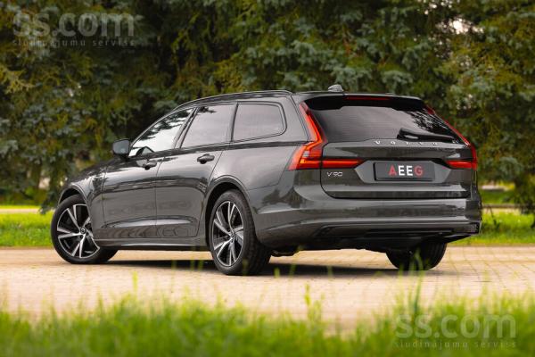 Zaļš Volvo V90 2020 Jelgava, ar dzinēja tilpumu 2.00 L un nobraukumu 172 tūkst. km par 24000 €, foto 6 vietnē AUTOMOTO.COM.LV