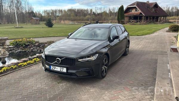 Zaļš Volvo V90 2020 Rīga, ar dzinēja tilpumu 2.00 L un nobraukumu 179 tūkst. km par 26000 €, foto 2 vietnē AUTOMOTO.COM.LV