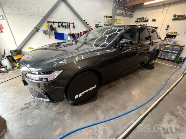Zaļš Volvo V90 2020 Rīga, ar dzinēja tilpumu 2.00 L un nobraukumu 179 tūkst. km par 26000 €, foto 8 vietnē AUTOMOTO.COM.LV
