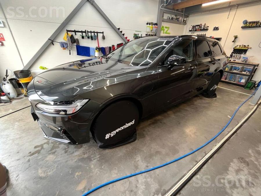 Zaļš Volvo V90 2020 Rīga, ar dzinēja tilpumu 2.00 L un nobraukumu 179 tūkst. km par 26000 €, foto 9 vietnē AUTOMOTO.COM.LV