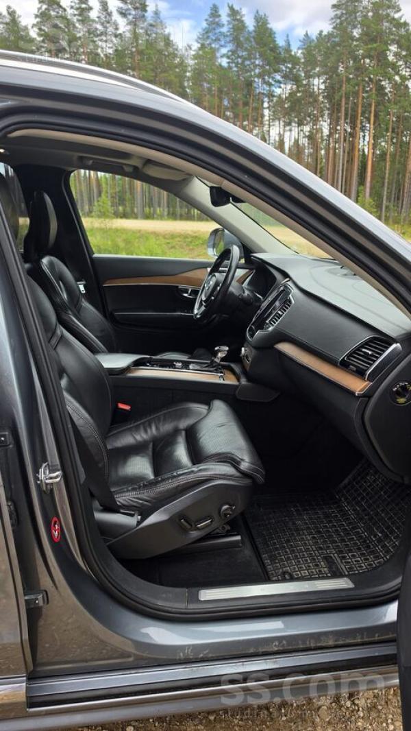 Pelēks Volvo V90 2016 Gulbene, ar dzinēja tilpumu 2.00 L un nobraukumu 256 tūkst. km par 20500 €, foto 9 vietnē AUTOMOTO.COM.LV