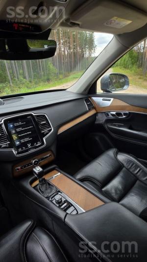 Pelēks Volvo V90 2016 Gulbene, ar dzinēja tilpumu 2.00 L un nobraukumu 256 tūkst. km par 20500 €, foto 21 vietnē AUTOMOTO.COM.LV