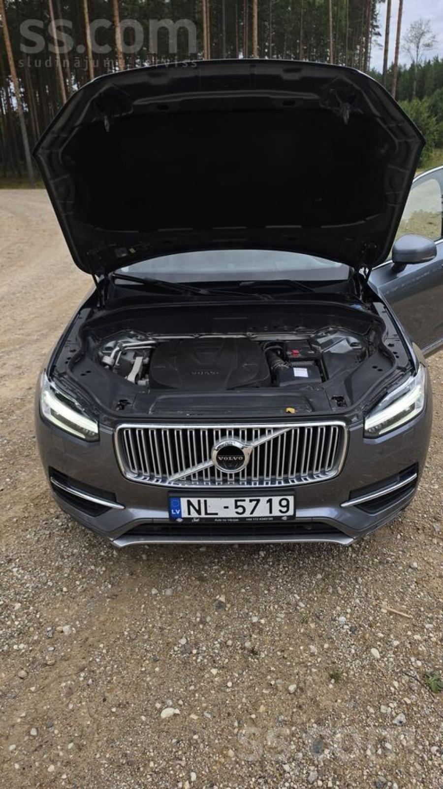 Pelēks Volvo V90 2016 Gulbene, ar dzinēja tilpumu 2.00 L un nobraukumu 256 tūkst. km par 20500 €, foto 24 vietnē AUTOMOTO.COM.LV