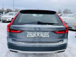 Grey Volvo V90 2017 in Kaunas, with an engine capacity of 2.00 L and mileage of 200 thousand km for 18650 €, photo 5 on AUTOMOTO.COM.LV