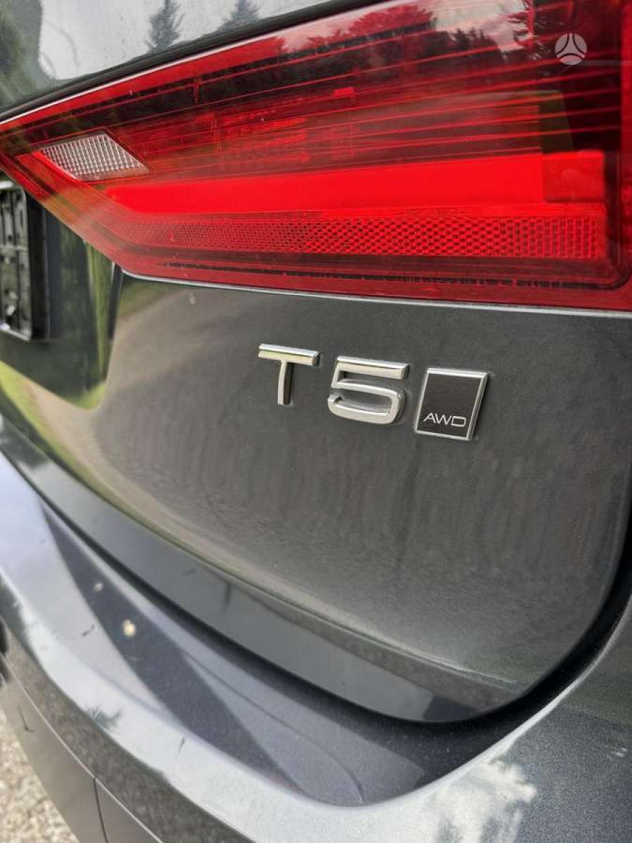 Pelēks Volvo V90 2018 Alīta, ar dzinēja tilpumu 2.00 L un nobraukumu 282 tūkst. km par 16900 €, foto 11 vietnē AUTOMOTO.COM.LV