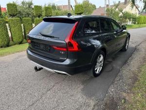 Pelēks Volvo V90 2018 Alīta, ar dzinēja tilpumu 2.00 L un nobraukumu 282 tūkst. km par 16900 €, foto 12 vietnē AUTOMOTO.COM.LV