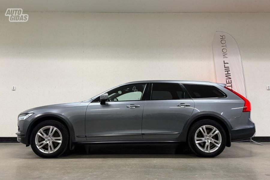 Grey Volvo V90 2019 in Kaunas, with an engine capacity of 0.00 L and mileage of 95 thousand km for 36186 €, photo 18 on AUTOMOTO.COM.LV