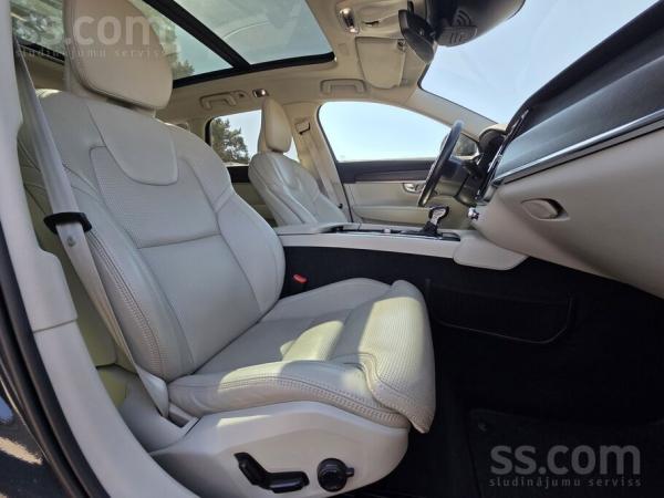 Grey Volvo V90 2019 in Riga, with an engine capacity of 2.00 L and mileage of 0 thousand km for 18250 €, photo 10 on AUTOMOTO.COM.LV