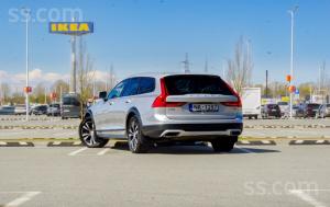 Pelēks Volvo V90 2020 Rīga, ar dzinēja tilpumu 2.00 L un nobraukumu 252 tūkst. km par 18590 €, foto 8 vietnē AUTOMOTO.COM.LV
