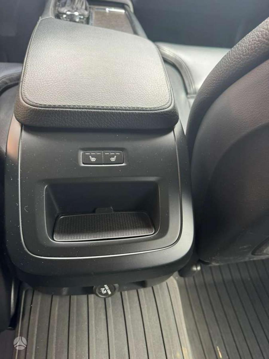 Pelēks Volvo V90 2020 Klaipėda, ar dzinēja tilpumu 1.97 L un nobraukumu 360 tūkst. km par 13310 €, foto 10 vietnē AUTOMOTO.COM.LV