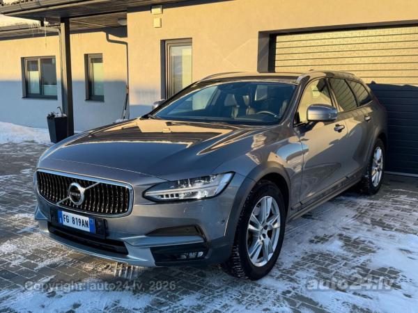 Grey Volvo V90 2018 in Tallinn, with an engine capacity of 2.00 L and mileage of 171 thousand km for 18499 €, photo 3 on AUTOMOTO.COM.LV