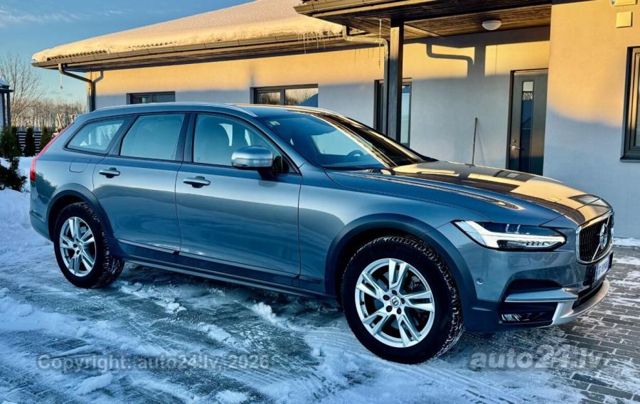 Grey Volvo V90 2018 in Tallinn, with an engine capacity of 2.00 L and mileage of 171 thousand km for 18499 €, photo 5 on AUTOMOTO.COM.LV