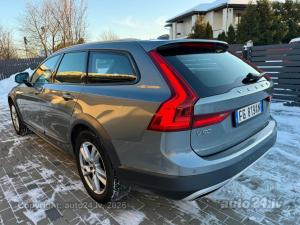 Grey Volvo V90 2018 in Tallinn, with an engine capacity of 2.00 L and mileage of 171 thousand km for 18499 €, photo 7 on AUTOMOTO.COM.LV