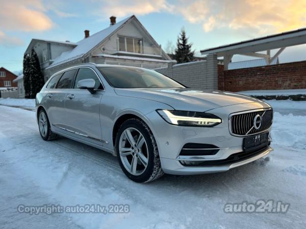 Pelēks Volvo V90 2016 Veru, ar dzinēja tilpumu 2.00 L un nobraukumu 290 tūkst. km par 13990 €, foto 2 vietnē AUTOMOTO.COM.LV