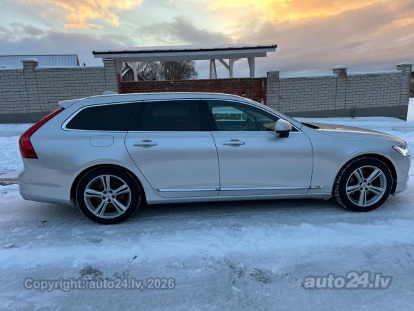 Pelēks Volvo V90 2016 Veru, ar dzinēja tilpumu 2.00 L un nobraukumu 290 tūkst. km par 13990 €, foto 6 vietnē AUTOMOTO.COM.LV