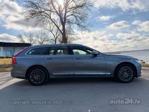 Pelēks Volvo V90 2016 Tallina, ar dzinēja tilpumu 2.00 L un nobraukumu 326 tūkst. km par 15000 €, foto 9 vietnē AUTOMOTO.COM.LV