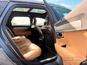 Pelēks Volvo V90 2016 Tallina, ar dzinēja tilpumu 2.00 L un nobraukumu 326 tūkst. km par 15000 €, foto 12 vietnē AUTOMOTO.COM.LV