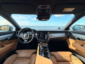 Pelēks Volvo V90 2016 Tallina, ar dzinēja tilpumu 2.00 L un nobraukumu 326 tūkst. km par 15000 €, foto 14 vietnē AUTOMOTO.COM.LV