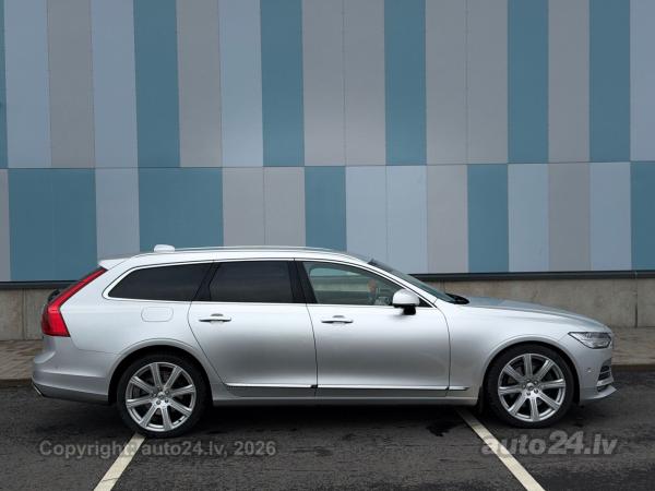 Grey Volvo V90 2016 in Tallinn, with an engine capacity of 2.00 L and mileage of 191 thousand km for 22700 €, photo 5 on AUTOMOTO.COM.LV