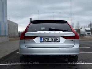 Pelēks Volvo V90 2016 Tallina, ar dzinēja tilpumu 2.00 L un nobraukumu 191 tūkst. km par 22700 €, foto 10 vietnē AUTOMOTO.COM.LV