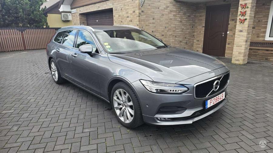 Grey Volvo V90 2016 in Panevezys, with an engine capacity of 2.00 L and mileage of 335 thousand km for 11500 €, photo 6 on AUTOMOTO.COM.LV