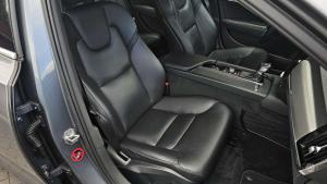 Grey Volvo V90 2016 in Panevezys, with an engine capacity of 2.00 L and mileage of 335 thousand km for 11500 €, photo 18 on AUTOMOTO.COM.LV