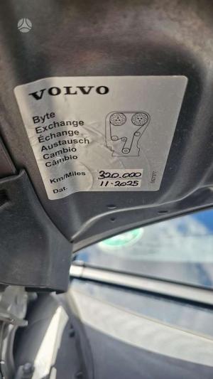 Grey Volvo V90 2016 in Panevezys, with an engine capacity of 2.00 L and mileage of 335 thousand km for 11500 €, photo 26 on AUTOMOTO.COM.LV